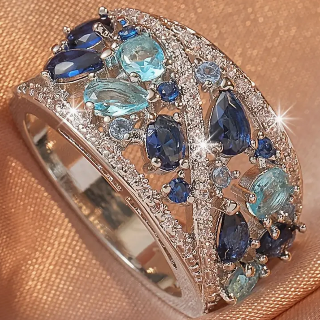 Vintage Blue Zirconias Ring – KatieLucy